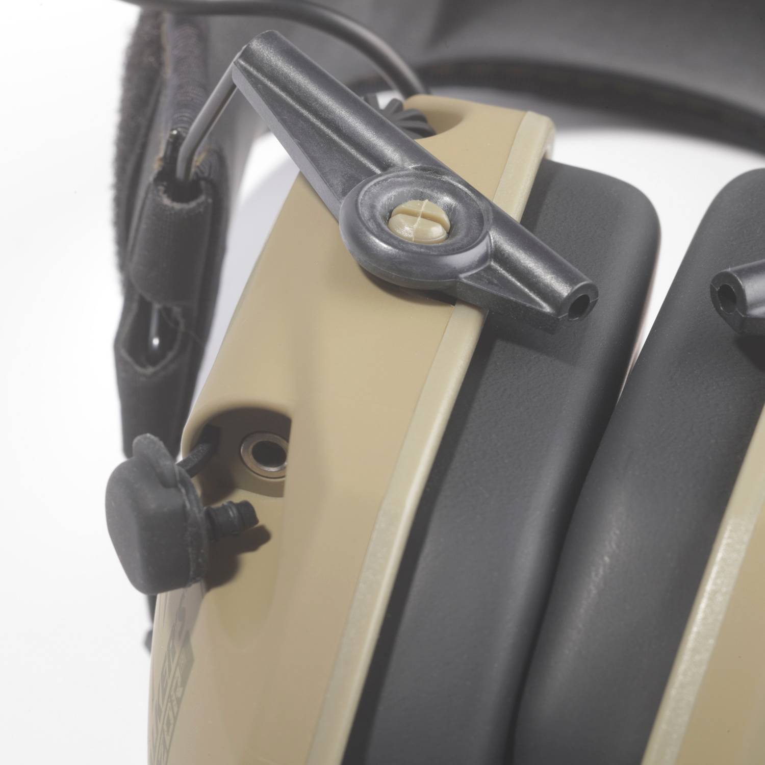 Walker's Razor Slim Patriot Series Electronic Muffs