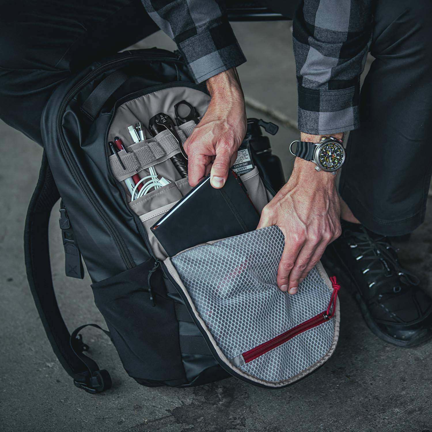 Vertx Urban Ghost 20L Backpack | U.S. Patriot