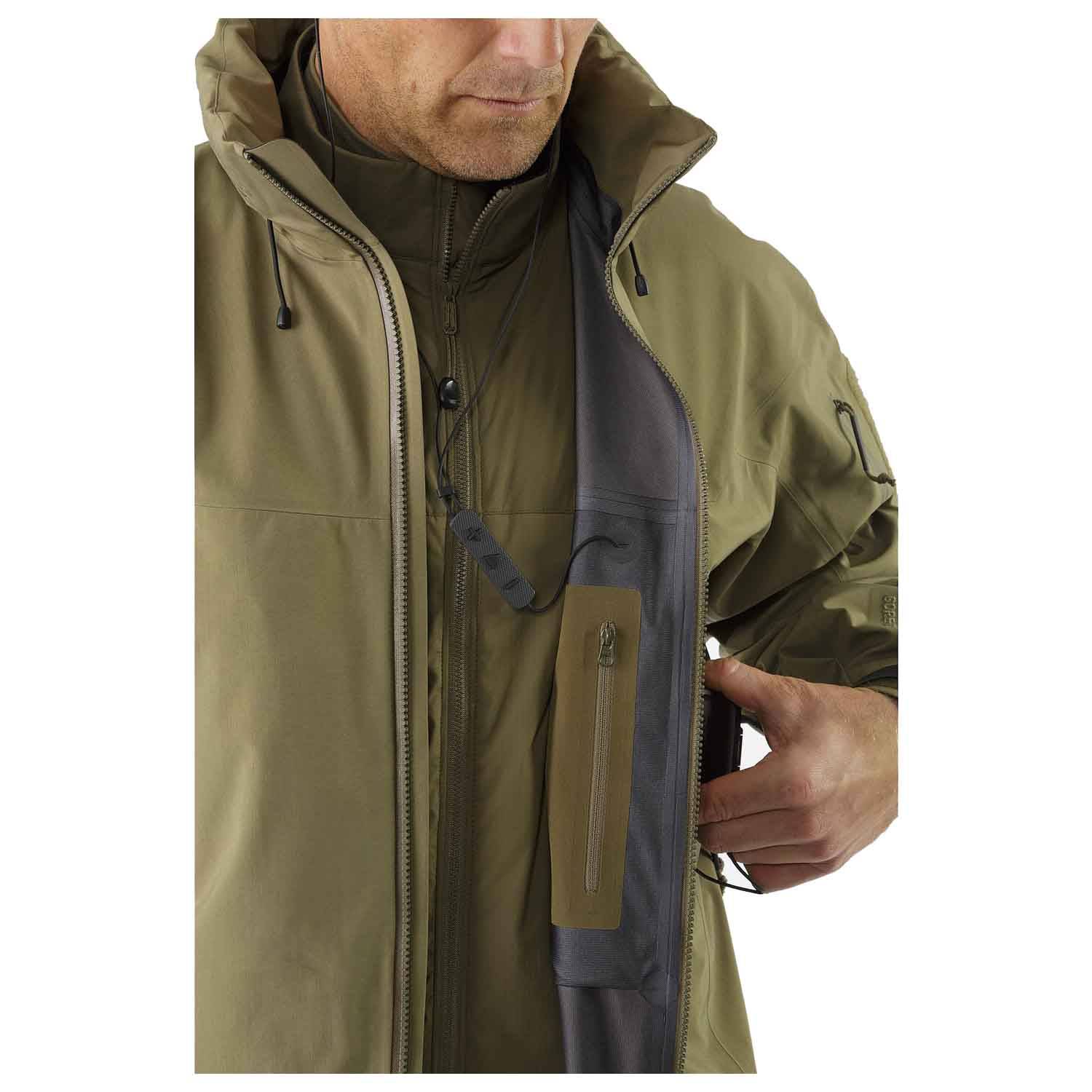 Arc'teryx LEAF Alpha Jacket Gen 2 | U.S. Patriot