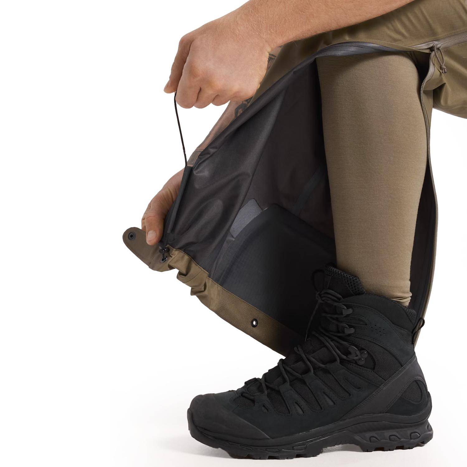 Arc'teryx LEAF Men's Alpha Bib Pants Gen 2 | U.S. Patriot